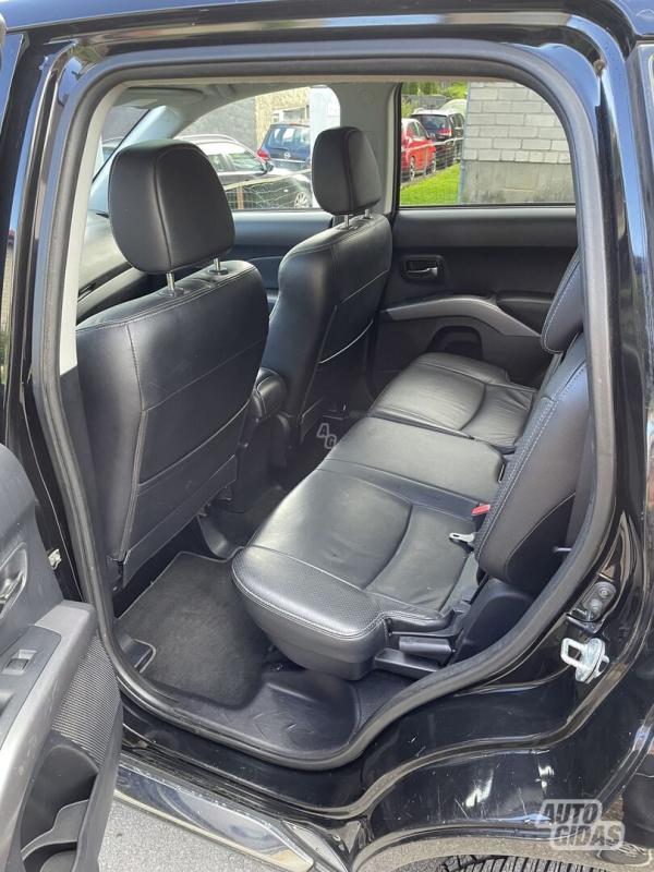 Melns Peugeot 4007 2008 Raseiniai, ar dzinēja tilpumu 2.20 L un nobraukumu 208 tūkst. km par 3700 €, foto 9 vietnē AUTOMOTO.COM.LV