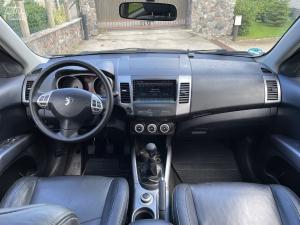 Melns Peugeot 4007 2008 Raseiniai, ar dzinēja tilpumu 2.20 L un nobraukumu 208 tūkst. km par 3700 €, foto 12 vietnē AUTOMOTO.COM.LV