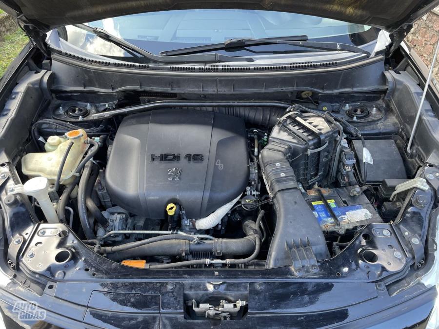 Melns Peugeot 4007 2008 Raseiniai, ar dzinēja tilpumu 2.20 L un nobraukumu 208 tūkst. km par 3700 €, foto 17 vietnē AUTOMOTO.COM.LV