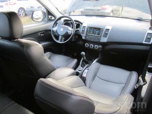 Melns Peugeot 4007 2009 Rīga, ar dzinēja tilpumu 2.20 L un nobraukumu 0 tūkst. km par 5450 €, foto 3 vietnē AUTOMOTO.COM.LV