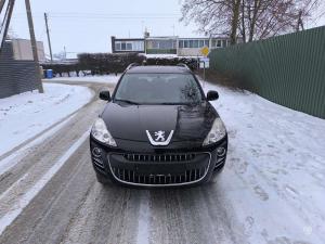 Black Peugeot 4007 2009 in Marijampole, with an engine capacity of 2.18 L and mileage of 309 thousand km for 3550 €, photo 8 on AUTOMOTO.COM.LV