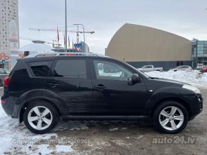 Melns Peugeot 4007 2009 Tallina, ar dzinēja tilpumu 2.40 L un nobraukumu 200 tūkst. km par 3790 €, foto 4 vietnē AUTOMOTO.COM.LV