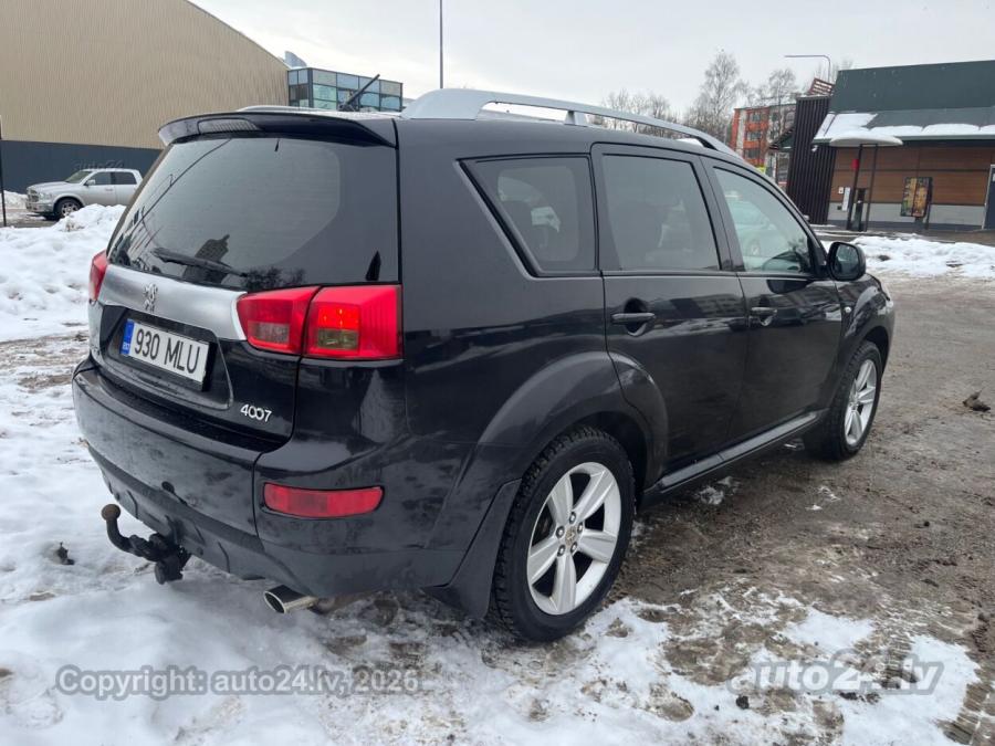 Melns Peugeot 4007 2009 Tallina, ar dzinēja tilpumu 2.40 L un nobraukumu 200 tūkst. km par 3790 €, foto 5 vietnē AUTOMOTO.COM.LV