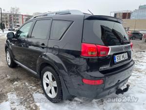 Melns Peugeot 4007 2009 Tallina, ar dzinēja tilpumu 2.40 L un nobraukumu 200 tūkst. km par 3790 €, foto 6 vietnē AUTOMOTO.COM.LV