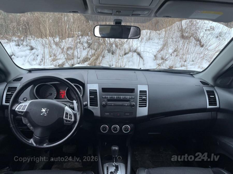 Melns Peugeot 4007 2009 Tallina, ar dzinēja tilpumu 2.40 L un nobraukumu 200 tūkst. km par 3790 €, foto 11 vietnē AUTOMOTO.COM.LV
