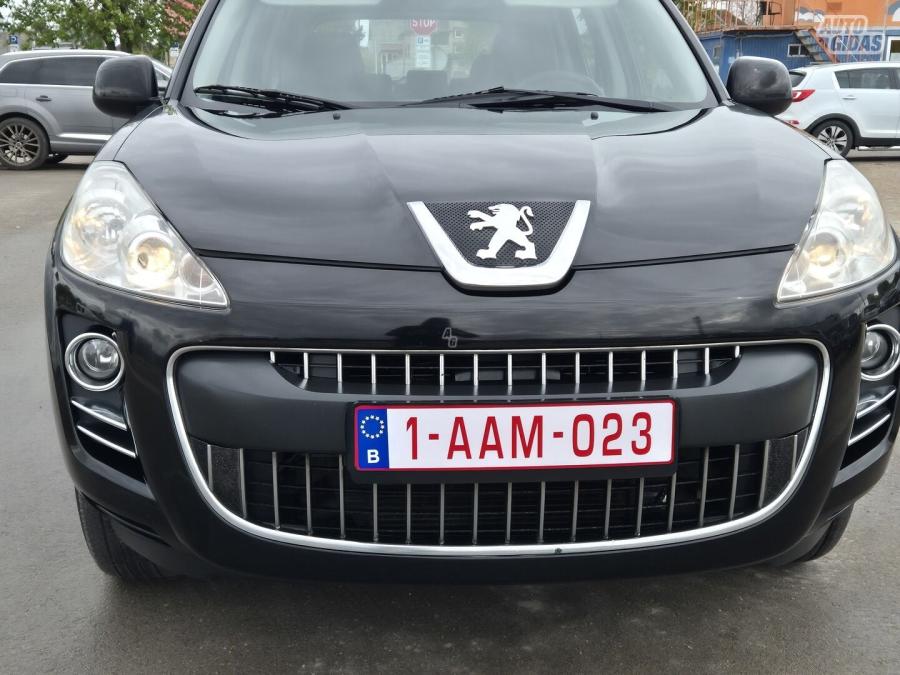 Black Peugeot 4007 2009 in Siauliai, with an engine capacity of 2.20 L and mileage of 262 thousand km for 4250 €, photo 3 on AUTOMOTO.COM.LV