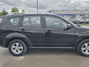 Black Peugeot 4007 2009 in Siauliai, with an engine capacity of 2.20 L and mileage of 262 thousand km for 4250 €, photo 7 on AUTOMOTO.COM.LV