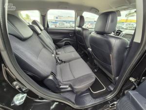 Black Peugeot 4007 2009 in Siauliai, with an engine capacity of 2.20 L and mileage of 262 thousand km for 4250 €, photo 15 on AUTOMOTO.COM.LV