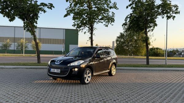 Black Peugeot 4007 2009 in Siauliai, with an engine capacity of 2.20 L and mileage of 299 thousand km for 2950 €, photo 1 on AUTOMOTO.COM.LV
