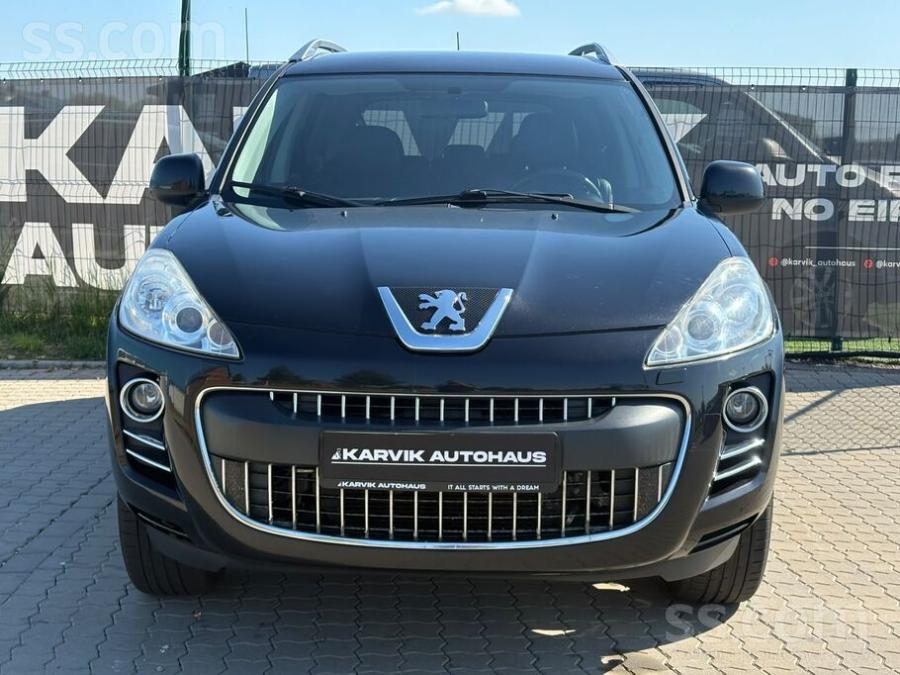 Black Peugeot 4007 2009 in Liepaja, with an engine capacity of 2.20 L and mileage of 347 thousand km for 2850 €, photo 1 on AUTOMOTO.COM.LV