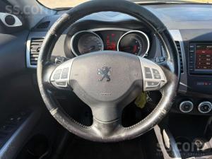 Black Peugeot 4007 2009 in Liepaja, with an engine capacity of 2.20 L and mileage of 347 thousand km for 2850 €, photo 14 on AUTOMOTO.COM.LV