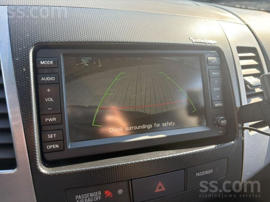 Black Peugeot 4007 2009 in Liepaja, with an engine capacity of 2.20 L and mileage of 347 thousand km for 2850 €, photo 16 on AUTOMOTO.COM.LV