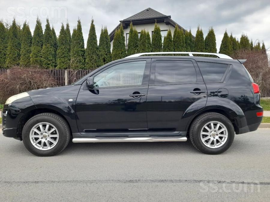 Melns Peugeot 4007 2009 Daugavpils, ar dzinēja tilpumu 2.20 L un nobraukumu 260 tūkst. km par 4990 €, foto 1 vietnē AUTOMOTO.COM.LV