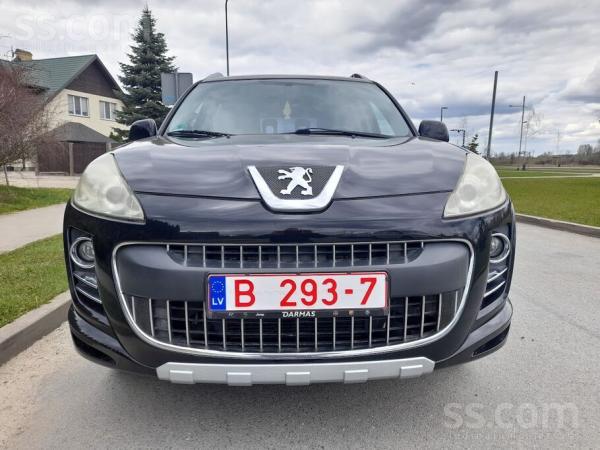 Черный Пежо 4007 2009 в Даугавпилс, объемом двигателя 2.20 л и пробегом 260 тыс. км за 4990 €, фото 3 на AUTOMOTO.COM.LV