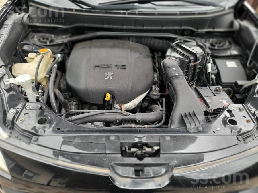 Melns Peugeot 4007 2009 Daugavpils, ar dzinēja tilpumu 2.20 L un nobraukumu 260 tūkst. km par 4990 €, foto 15 vietnē AUTOMOTO.COM.LV