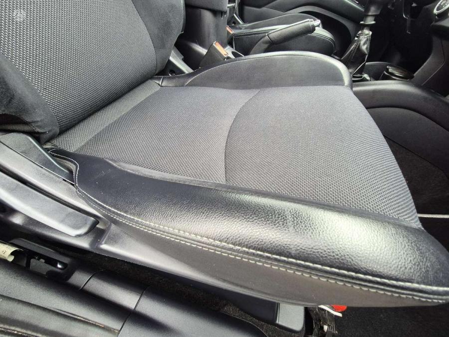 Melns Peugeot 4007 2009 Šauļi, ar dzinēja tilpumu 2.20 L un nobraukumu 262 tūkst. km par 4250 €, foto 20 vietnē AUTOMOTO.COM.LV