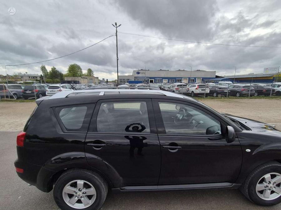Melns Peugeot 4007 2009 Šauļi, ar dzinēja tilpumu 2.20 L un nobraukumu 262 tūkst. km par 4250 €, foto 31 vietnē AUTOMOTO.COM.LV