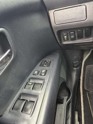 Melns Peugeot 4007 2009 Šauļi, ar dzinēja tilpumu 2.20 L un nobraukumu 262 tūkst. km par 4250 €, foto 36 vietnē AUTOMOTO.COM.LV