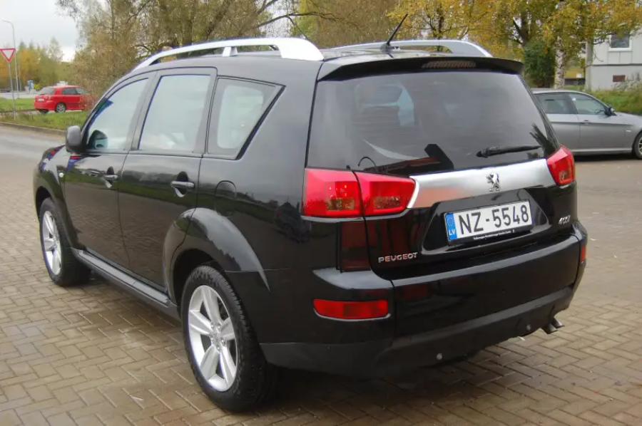 Melns Peugeot 4007 2009 Jēkabpils, ar dzinēja tilpumu 2.20 L un nobraukumu 247 tūkst. km par 5700 €, foto 8 vietnē AUTOMOTO.COM.LV
