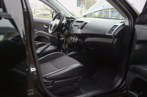 Melns Peugeot 4007 2009 Jēkabpils, ar dzinēja tilpumu 2.20 L un nobraukumu 247 tūkst. km par 5700 €, foto 17 vietnē AUTOMOTO.COM.LV