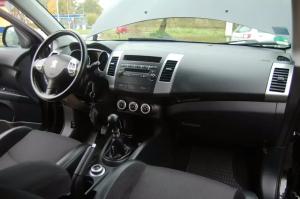 Melns Peugeot 4007 2009 Jēkabpils, ar dzinēja tilpumu 2.20 L un nobraukumu 247 tūkst. km par 5700 €, foto 19 vietnē AUTOMOTO.COM.LV