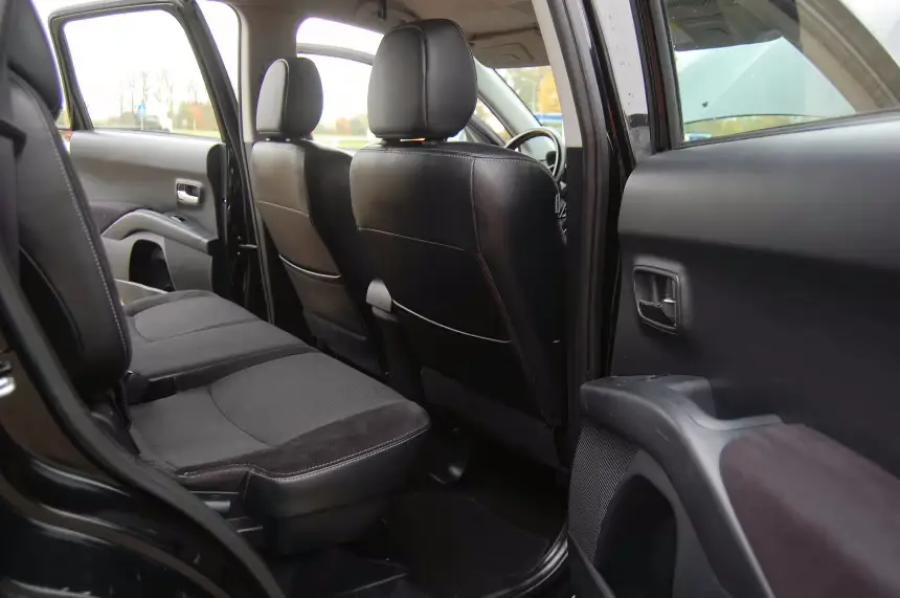 Melns Peugeot 4007 2009 Jēkabpils, ar dzinēja tilpumu 2.20 L un nobraukumu 247 tūkst. km par 5700 €, foto 20 vietnē AUTOMOTO.COM.LV