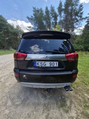 Melns Peugeot 4007 2009 Radviliškis, ar dzinēja tilpumu 2.18 L un nobraukumu 281 tūkst. km par 3800 €, foto 4 vietnē AUTOMOTO.COM.LV