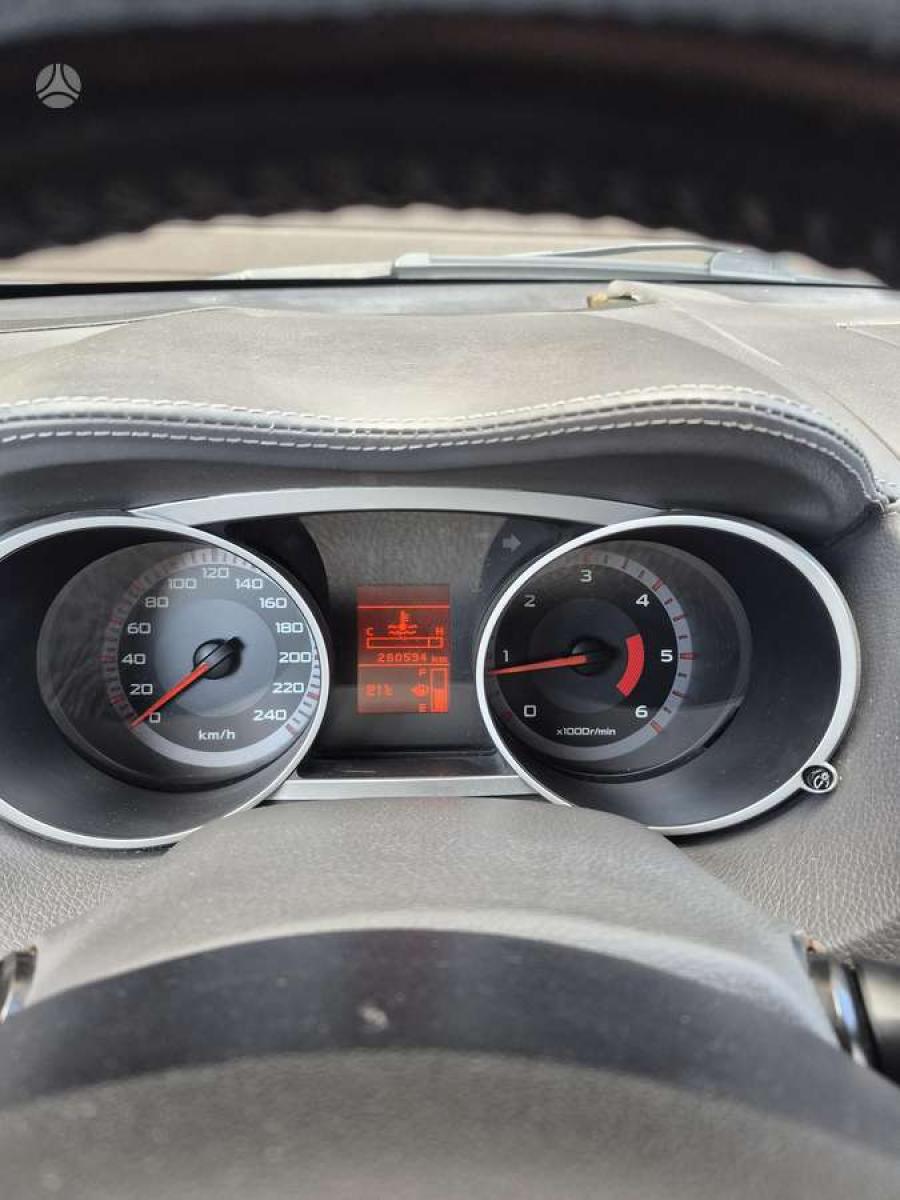 Melns Peugeot 4007 2009 Radviliškis, ar dzinēja tilpumu 2.18 L un nobraukumu 281 tūkst. km par 3800 €, foto 7 vietnē AUTOMOTO.COM.LV