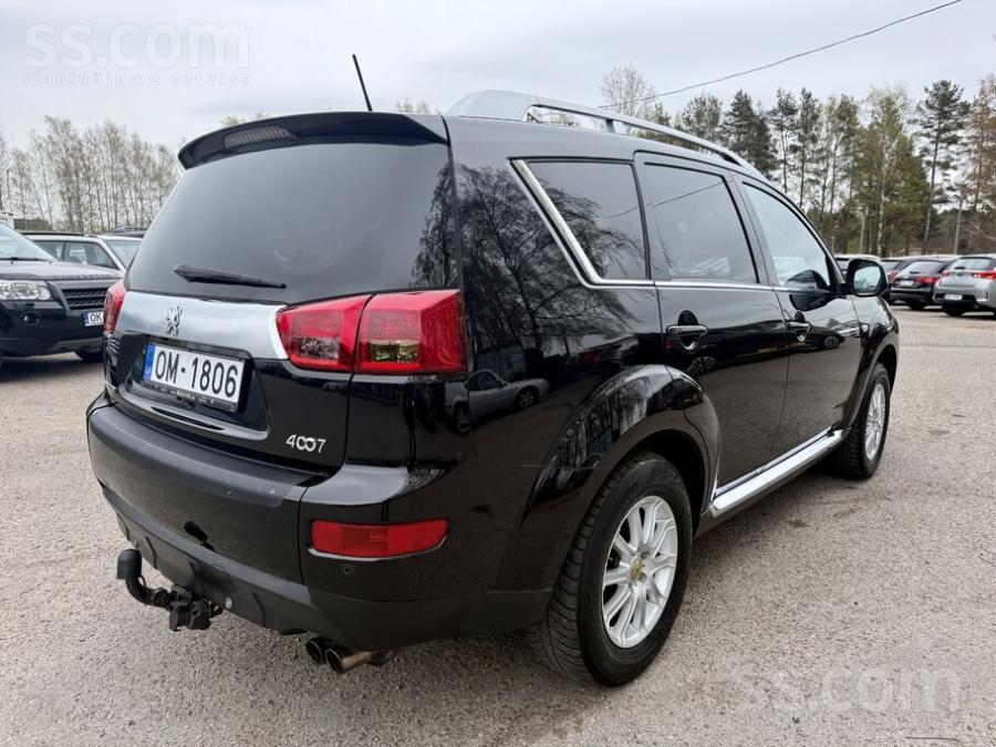 Melns Peugeot 4007 2010 Rīga, ar dzinēja tilpumu 2.20 L un nobraukumu 0 tūkst. km par 4990 €, foto 8 vietnē AUTOMOTO.COM.LV