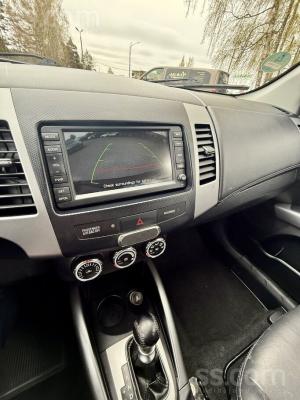 Melns Peugeot 4007 2010 Rīga, ar dzinēja tilpumu 2.20 L un nobraukumu 0 tūkst. km par 4990 €, foto 14 vietnē AUTOMOTO.COM.LV