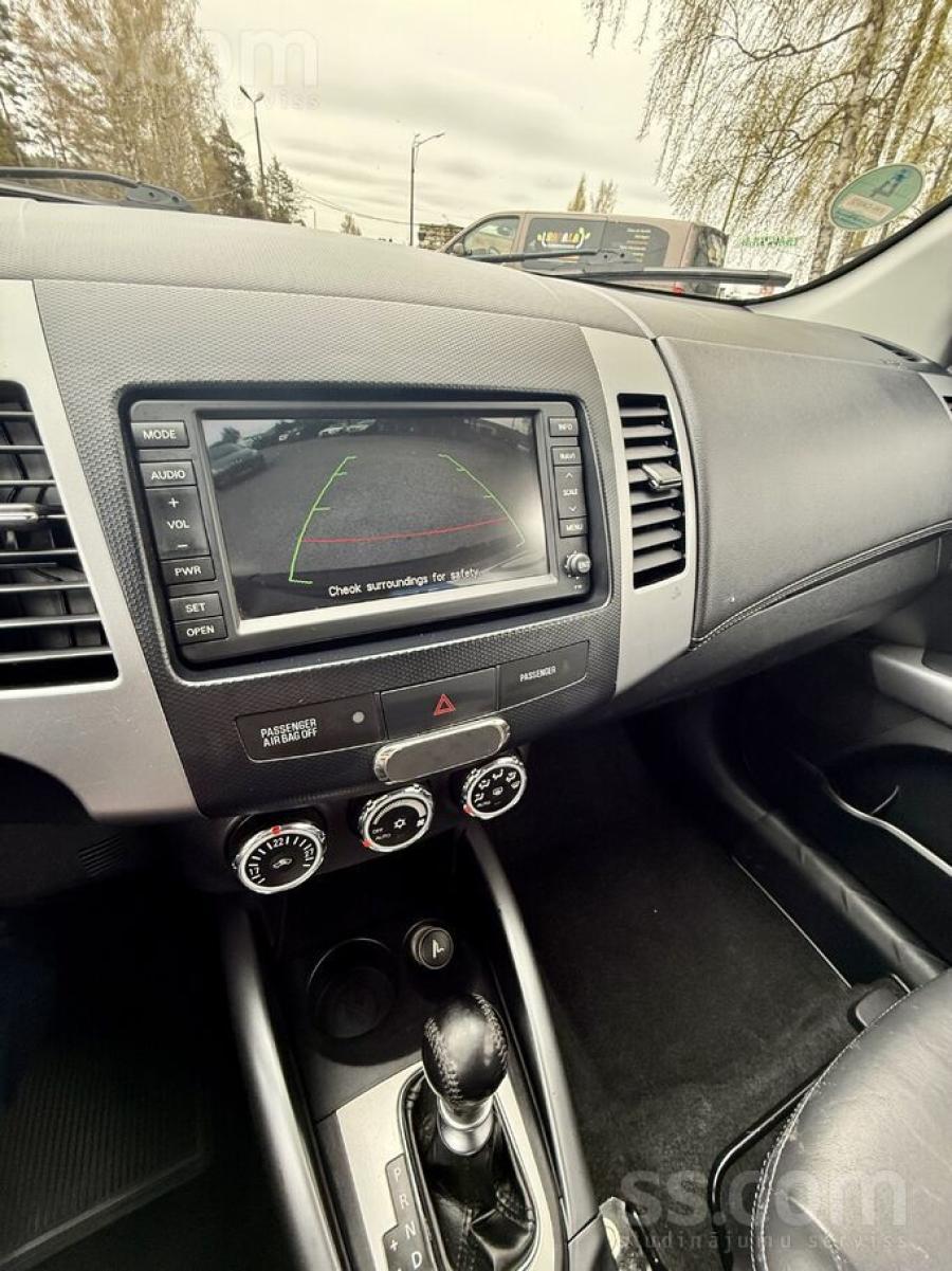 Melns Peugeot 4007 2010 Rīga, ar dzinēja tilpumu 2.20 L un nobraukumu 0 tūkst. km par 4990 €, foto 14 vietnē AUTOMOTO.COM.LV