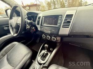 Melns Peugeot 4007 2010 Rīga, ar dzinēja tilpumu 2.20 L un nobraukumu 0 tūkst. km par 4990 €, foto 22 vietnē AUTOMOTO.COM.LV