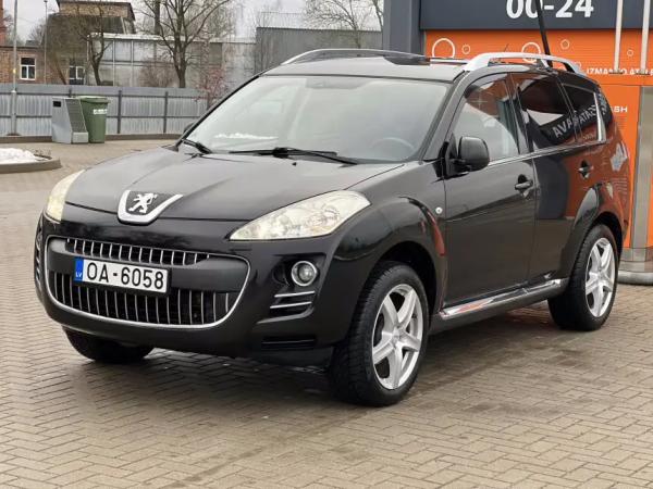 Black Peugeot 4007 2010 in Jekabpils, with an engine capacity of 2.20 L and mileage of 252 thousand km for 6800 €, photo 3 on AUTOMOTO.COM.LV