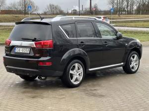 Черный Пежо 4007 2010 в Екабпилс, объемом двигателя 2.20 л и пробегом 252 тыс. км за 6800 €, фото 7 на AUTOMOTO.COM.LV
