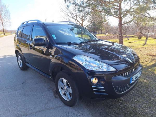 Melns Peugeot 4007 2010 Kelmė, ar dzinēja tilpumu 2.20 L un nobraukumu 210 tūkst. km par 3900 €, foto 1 vietnē AUTOMOTO.COM.LV
