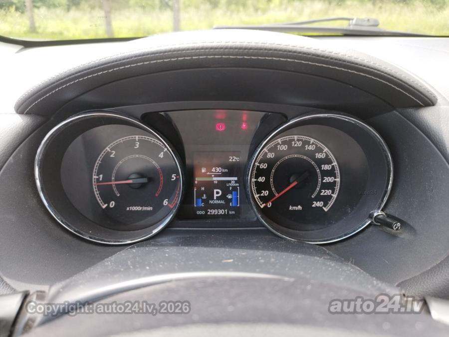 Черный Пежо 4007 2010 в Таллин, объемом двигателя 2.20 л и пробегом 303 тыс. км за 3200 €, фото 9 на AUTOMOTO.COM.LV