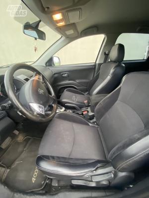 Black Peugeot 4007 2011 in Vilnius, with an engine capacity of 2.20 L and mileage of 297 thousand km for 2000 €, photo 5 on AUTOMOTO.COM.LV