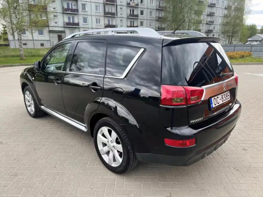 Melns Peugeot 4007 2011 Jēkabpils, ar dzinēja tilpumu 2.20 L un nobraukumu 282 tūkst. km par 6700 €, foto 12 vietnē AUTOMOTO.COM.LV