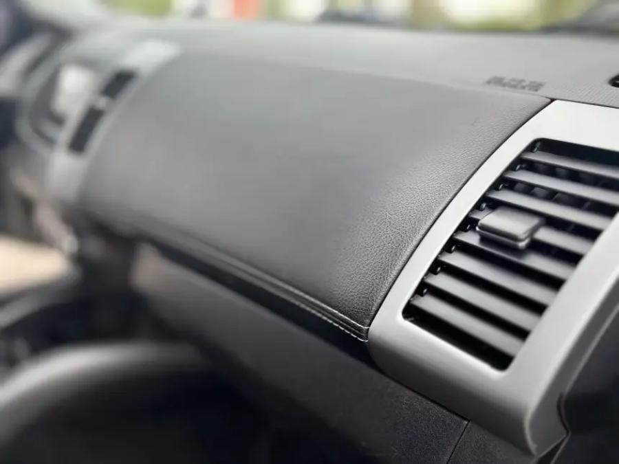 Melns Peugeot 4007 2011 Jēkabpils, ar dzinēja tilpumu 2.20 L un nobraukumu 282 tūkst. km par 6700 €, foto 16 vietnē AUTOMOTO.COM.LV