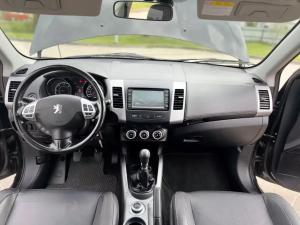 Melns Peugeot 4007 2011 Jēkabpils, ar dzinēja tilpumu 2.20 L un nobraukumu 282 tūkst. km par 6700 €, foto 27 vietnē AUTOMOTO.COM.LV