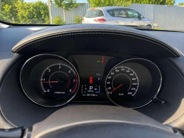 Melns Peugeot 4007 2012 Tauragė, ar dzinēja tilpumu 2.20 L un nobraukumu 302 tūkst. km par 4500 €, foto 5 vietnē AUTOMOTO.COM.LV