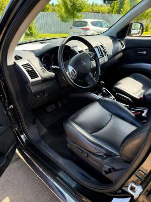 Melns Peugeot 4007 2012 Tauragė, ar dzinēja tilpumu 2.20 L un nobraukumu 302 tūkst. km par 4500 €, foto 7 vietnē AUTOMOTO.COM.LV