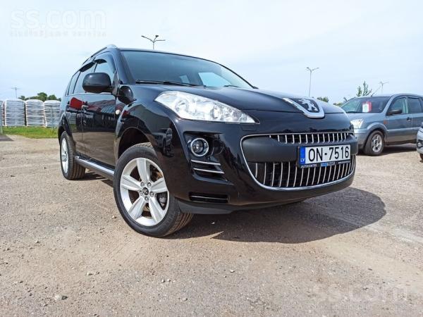 Black Peugeot 4007 2012 in Daugavpils, with an engine capacity of 2.20 L and mileage of 0 thousand km for 5600 €, photo 1 on AUTOMOTO.COM.LV