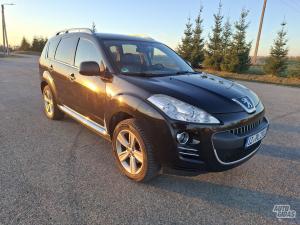 Black Peugeot 4007 2013 in Vilkaviskis, with an engine capacity of 2.20 L and mileage of 268 thousand km for 4700 €, photo 5 on AUTOMOTO.COM.LV