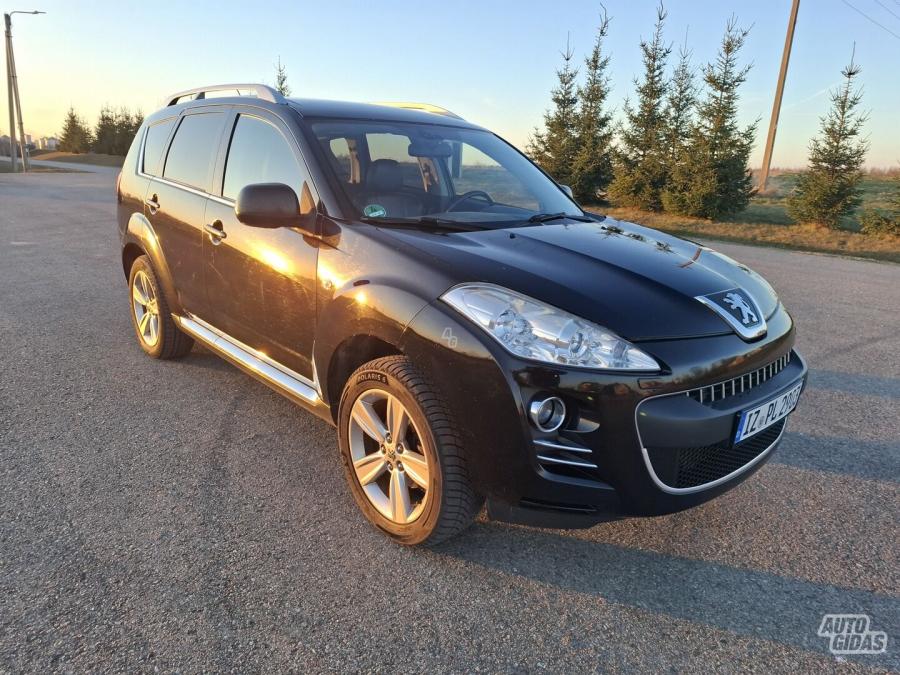 Black Peugeot 4007 2013 in Vilkaviskis, with an engine capacity of 2.20 L and mileage of 268 thousand km for 4700 €, photo 5 on AUTOMOTO.COM.LV