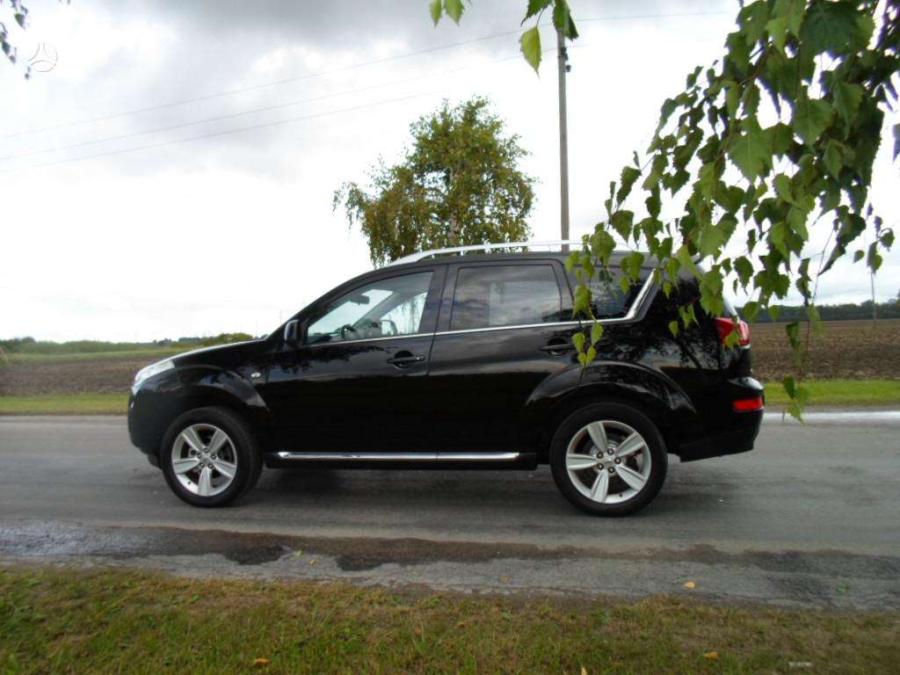 Melns Peugeot 4007 2013 Šauļi, ar dzinēja tilpumu 2.20 L un nobraukumu 260 tūkst. km par 4400 €, foto 14 vietnē AUTOMOTO.COM.LV