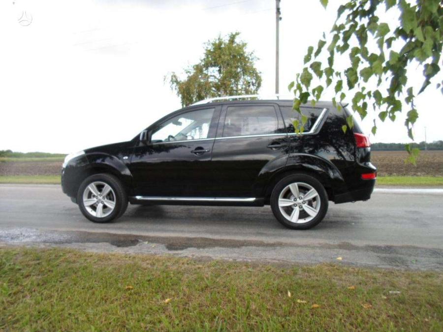 Melns Peugeot 4007 2013 Šauļi, ar dzinēja tilpumu 2.20 L un nobraukumu 260 tūkst. km par 4400 €, foto 15 vietnē AUTOMOTO.COM.LV