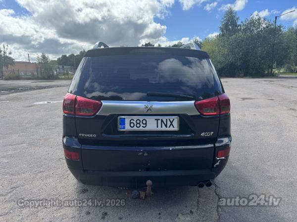 Black Peugeot 4007 2010 in Tallinn, with an engine capacity of 2.20 L and mileage of 342 thousand km for 2700 €, photo 4 on AUTOMOTO.COM.LV