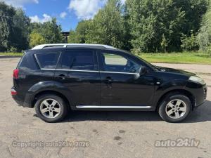 Black Peugeot 4007 2010 in Tallinn, with an engine capacity of 2.20 L and mileage of 342 thousand km for 2700 €, photo 7 on AUTOMOTO.COM.LV