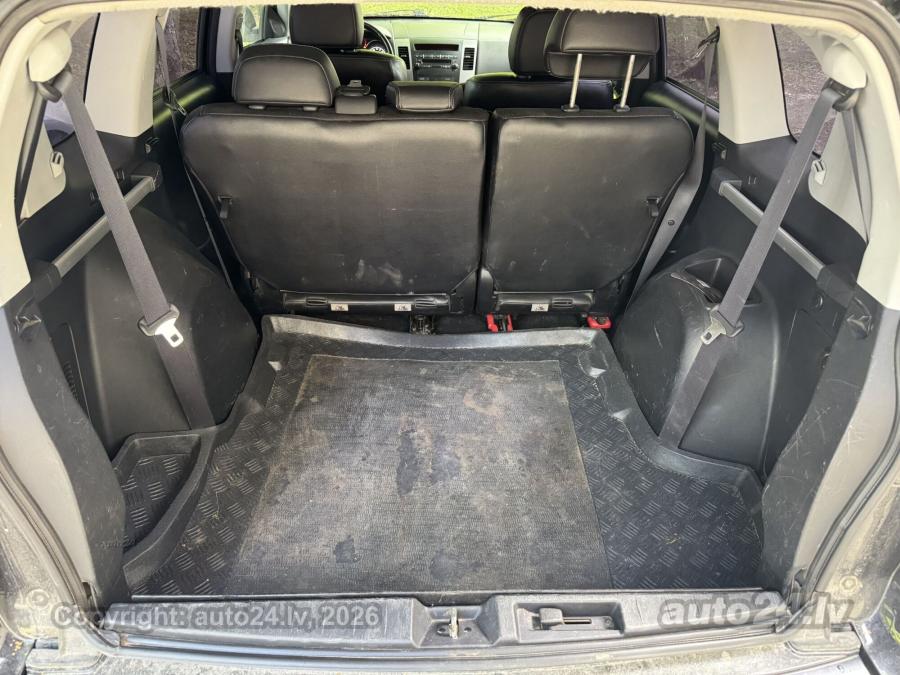 Black Peugeot 4007 2010 in Tallinn, with an engine capacity of 2.20 L and mileage of 342 thousand km for 2700 €, photo 21 on AUTOMOTO.COM.LV
